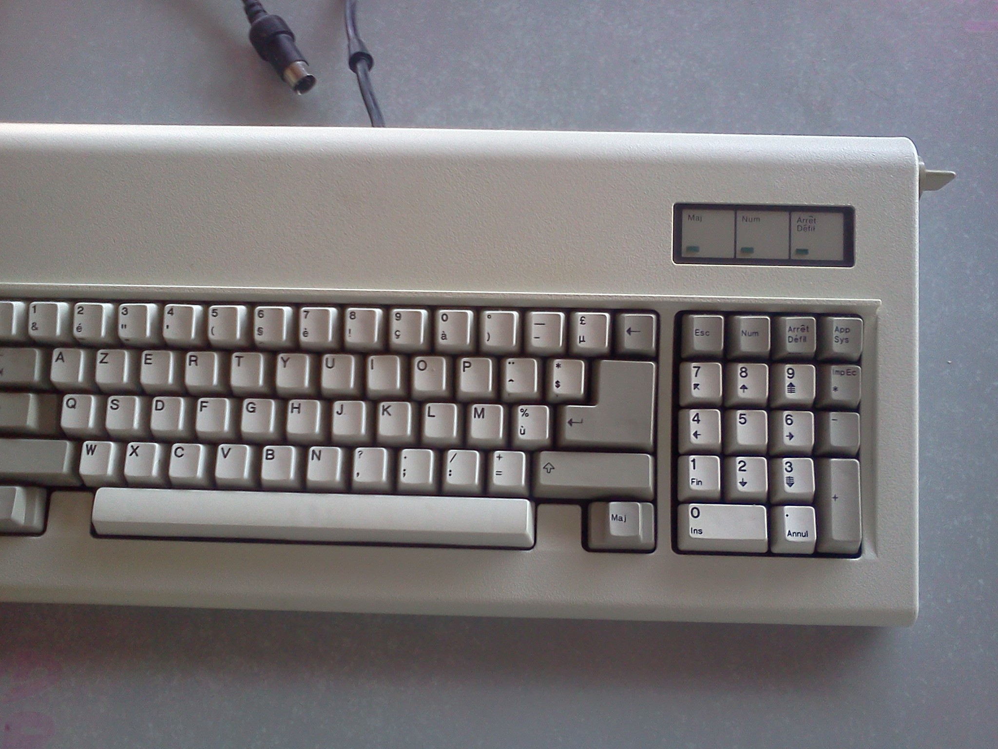 IBM PC AT 84 key Model F AZERTY keyboard (clavier IBM modèle F Azerty ...