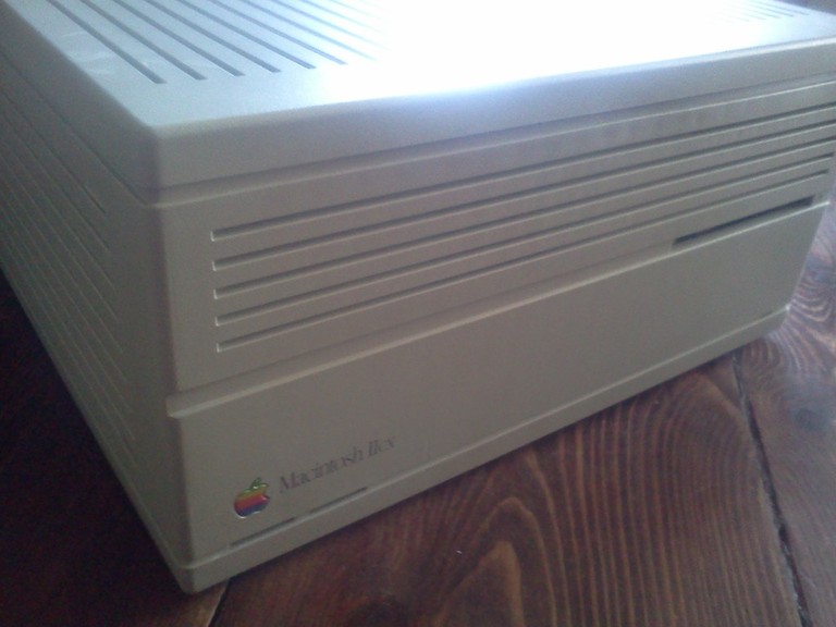 Micro-ordinateur Apple Macintosh IIcx (Vintage Era)